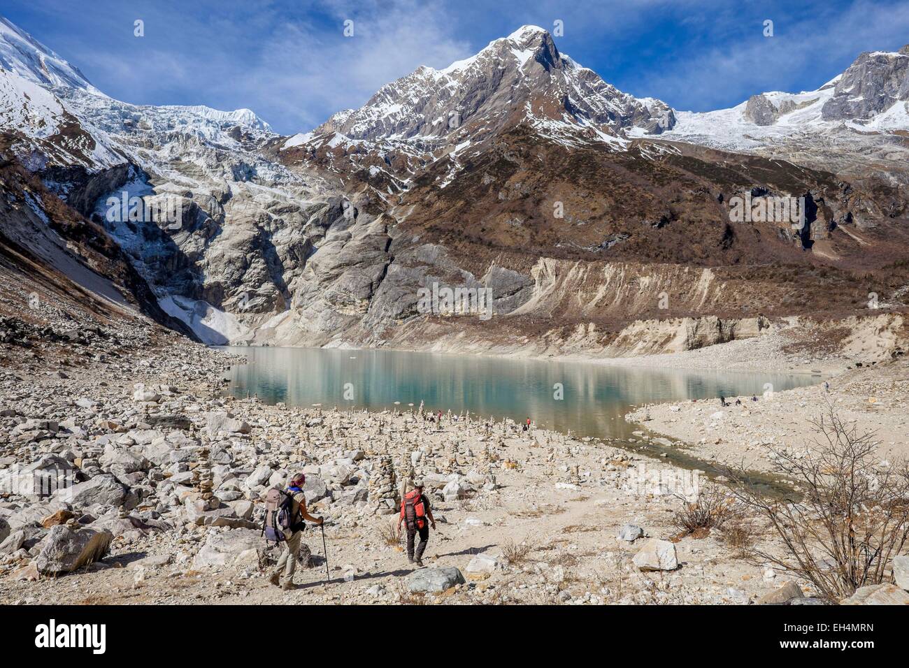 Birendra of nepal hi-res stock photography and images - Alamy