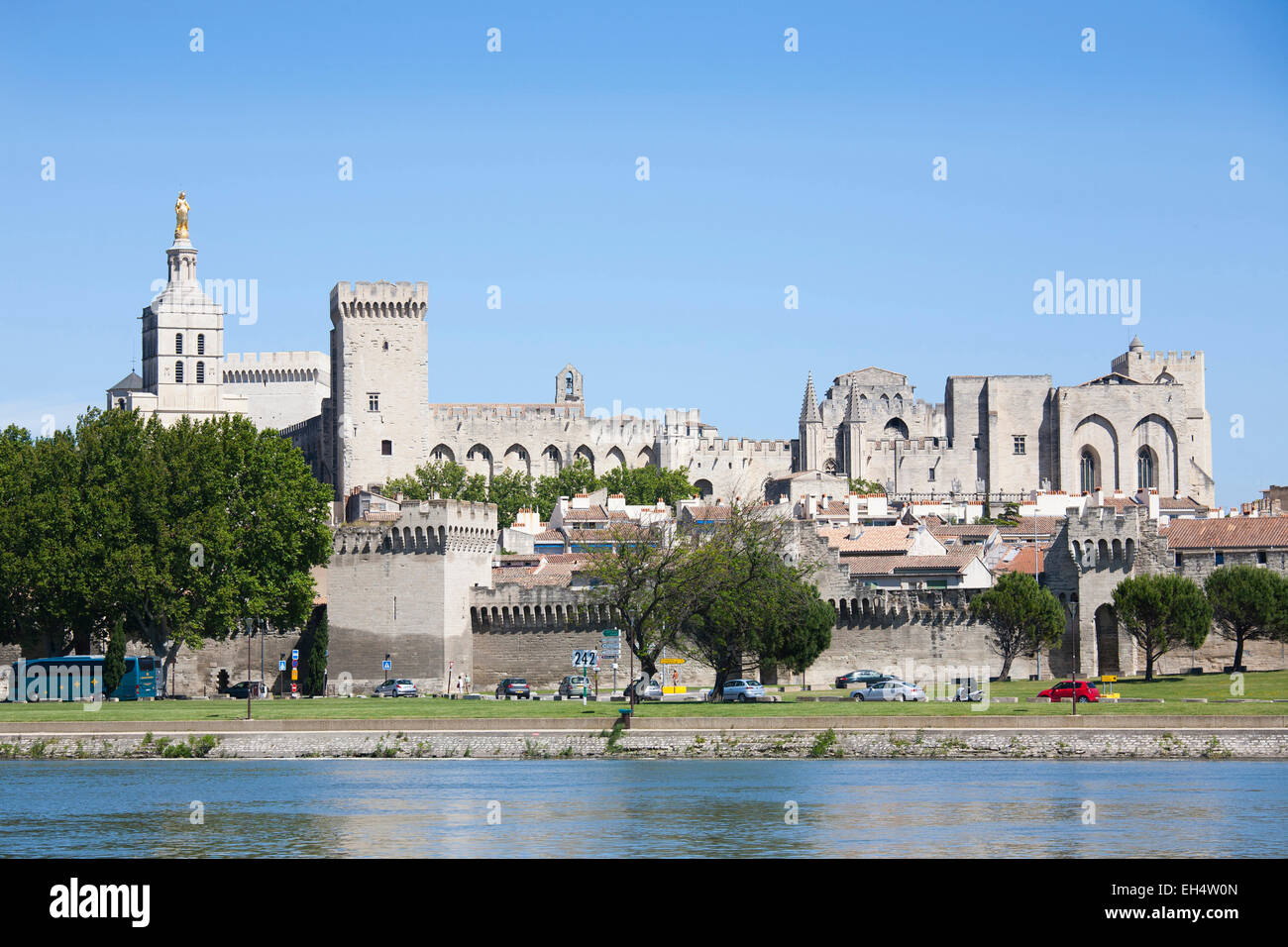 Avignon river view hi-res stock photography and images - Alamy