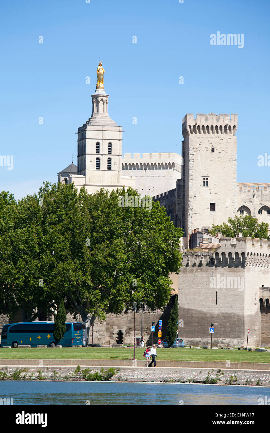 Rhone river avignon provence hi-res stock photography and images - Alamy
