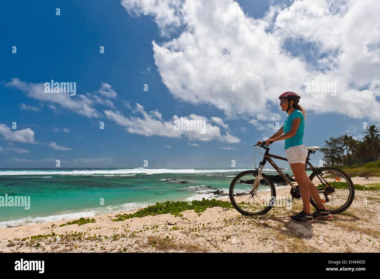 Mauritius beach woman hi-res stock photography and images - Alamy