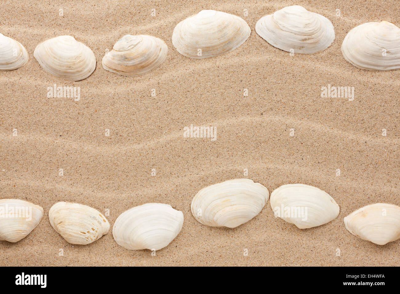 Curve sand hi-res stock photography and images - Alamy