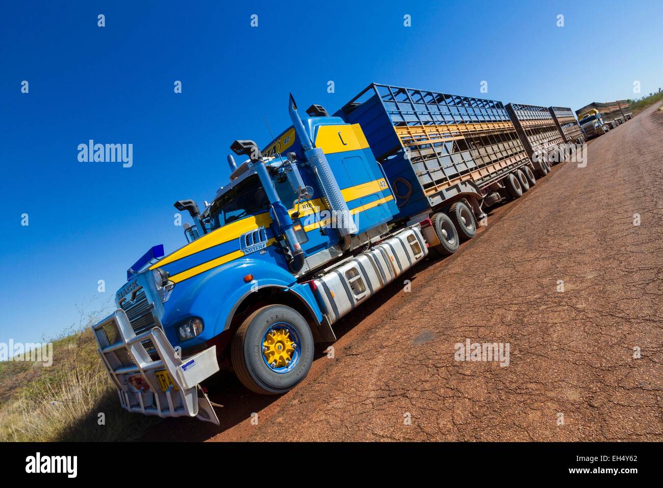 Australia, Northern Territory, Road train close to Stuart Highway Stock ...