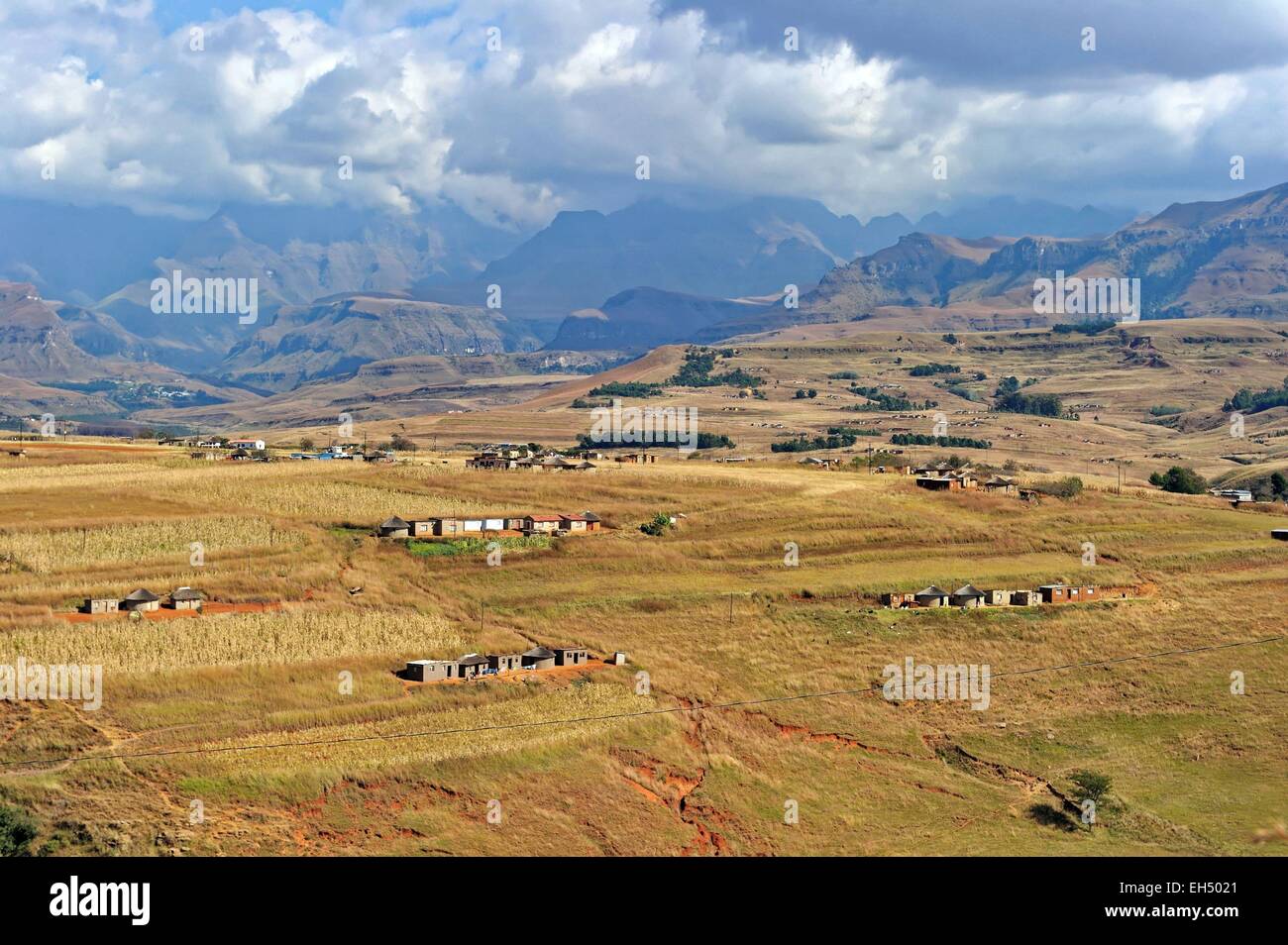 South Africa, Kwazulu Natal, Drakensberg mountains, uKhahlamba Park ...
