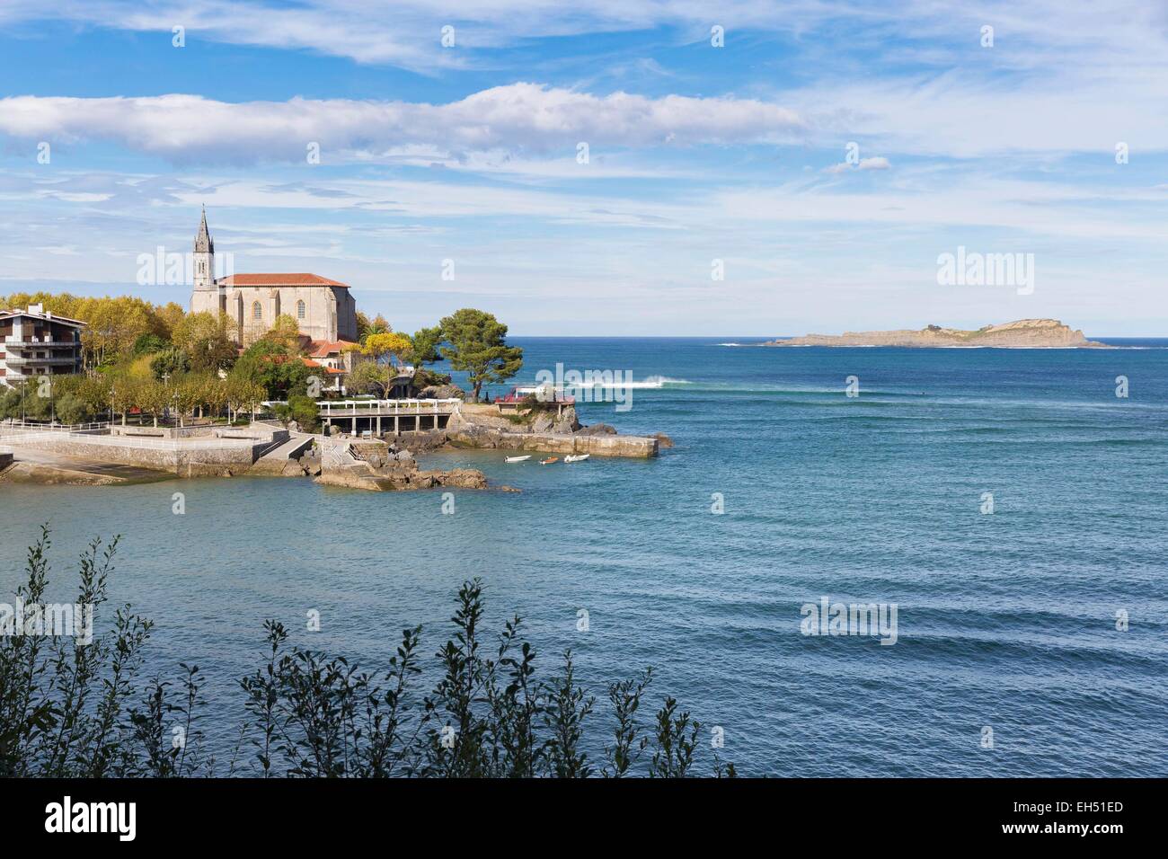Mundaka spain hi-res stock photography and images - Alamy