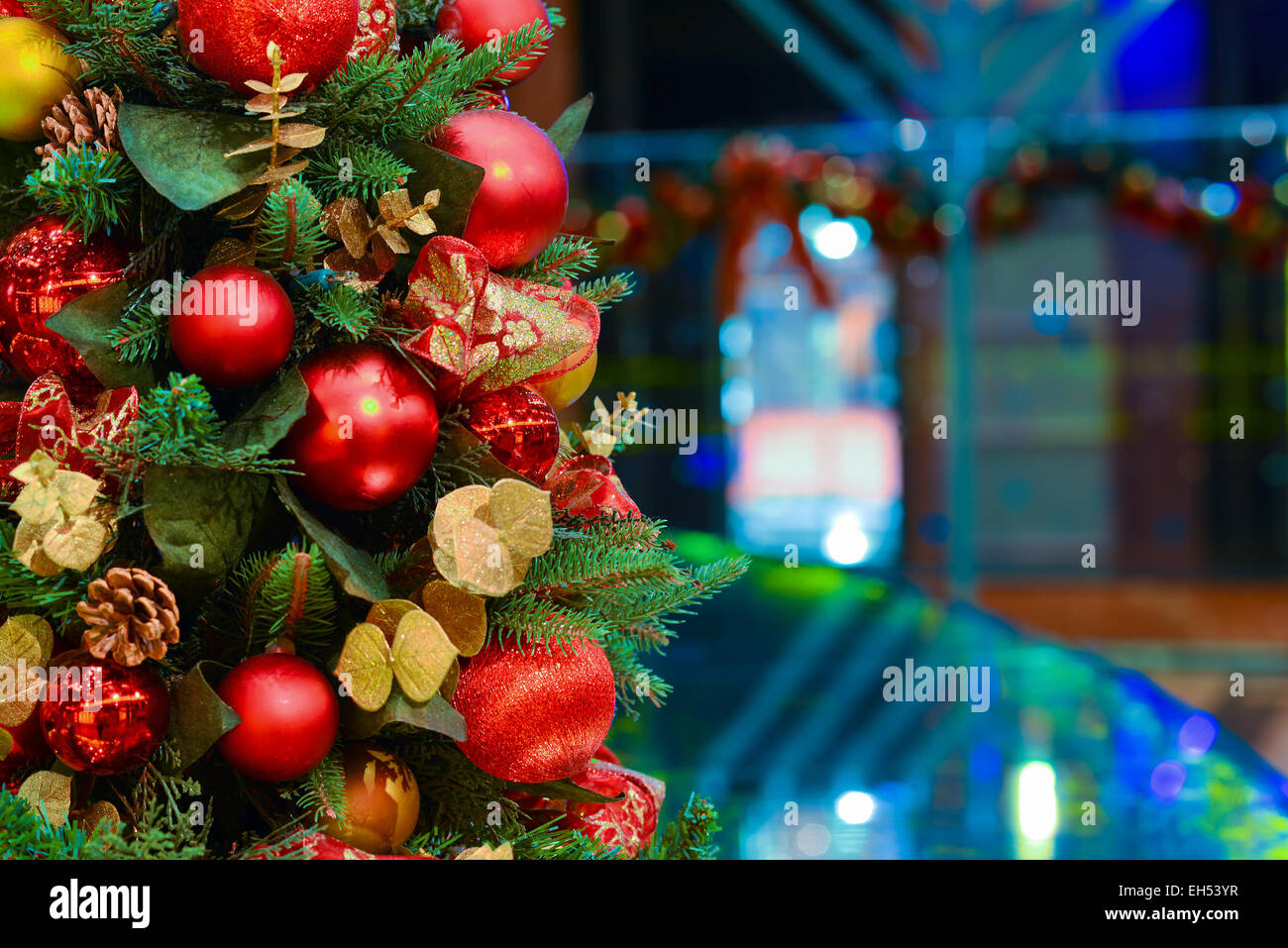 Rich golden scene hi-res stock photography and images - Alamy