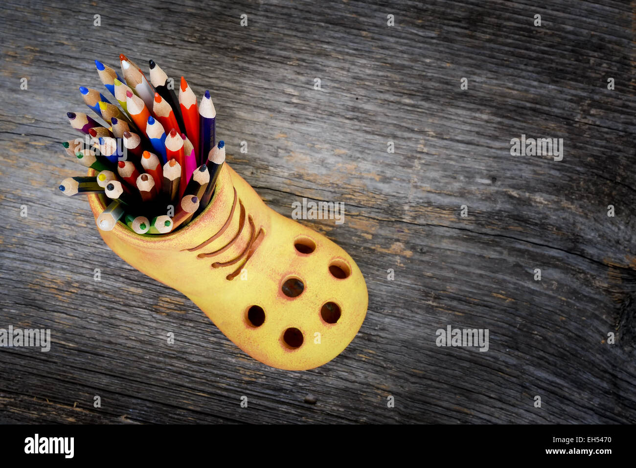 Old pencils isolated hi-res stock photography and images - Alamy
