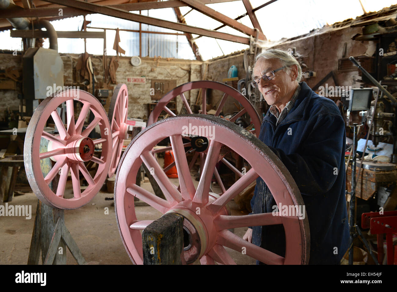 Wheelwright hi-res stock photography and images - Alamy