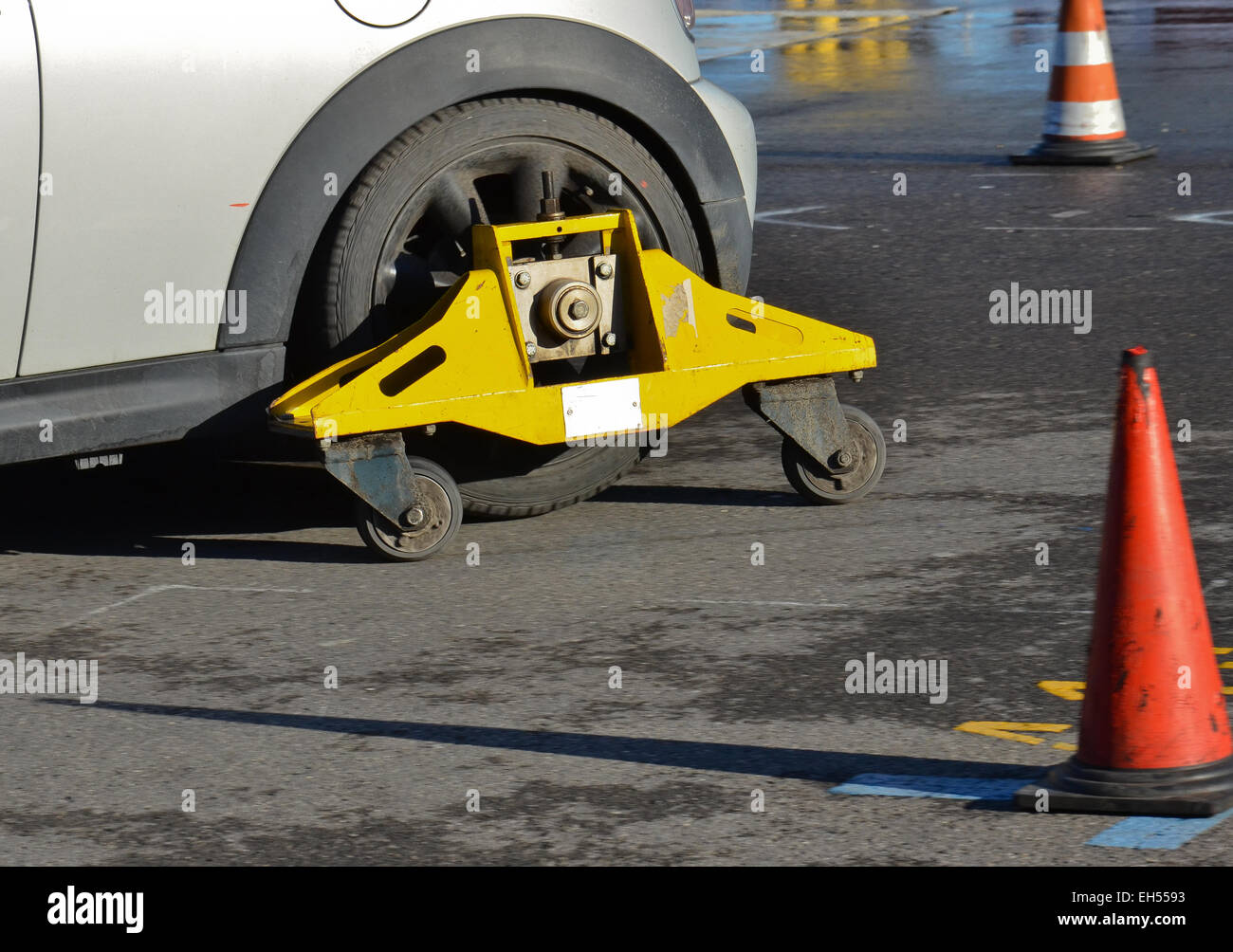 Rubber skids hi-res stock photography and images - Alamy