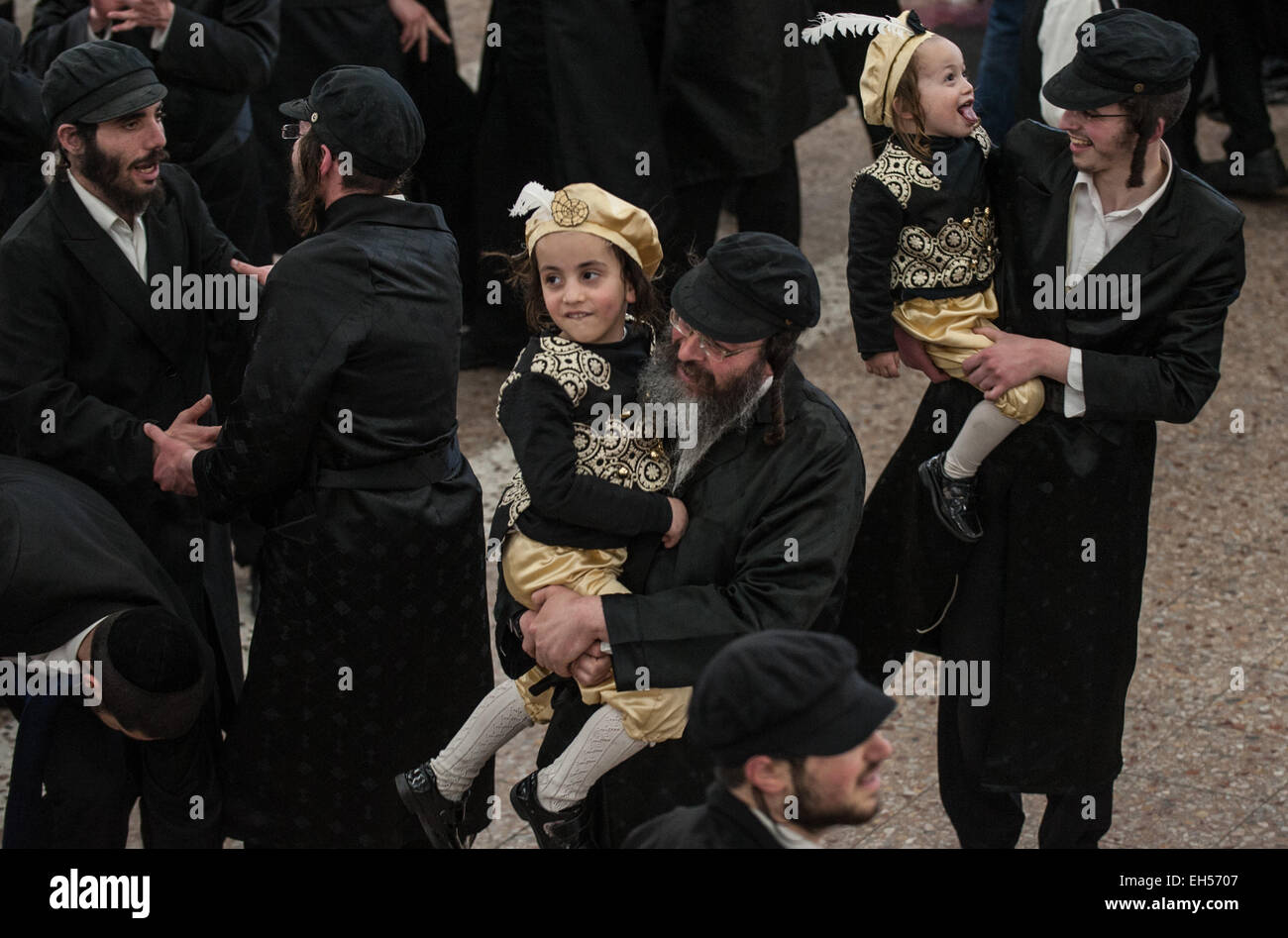 Jerusalem. 6th Mar, 2015. Ultra-Orthodox Jewish men dance to celebrate ...