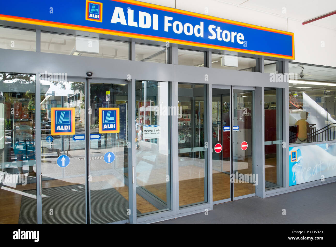 Shopfront of Aldi supermarket food store in Mona Vale,Sydney, NSW ...