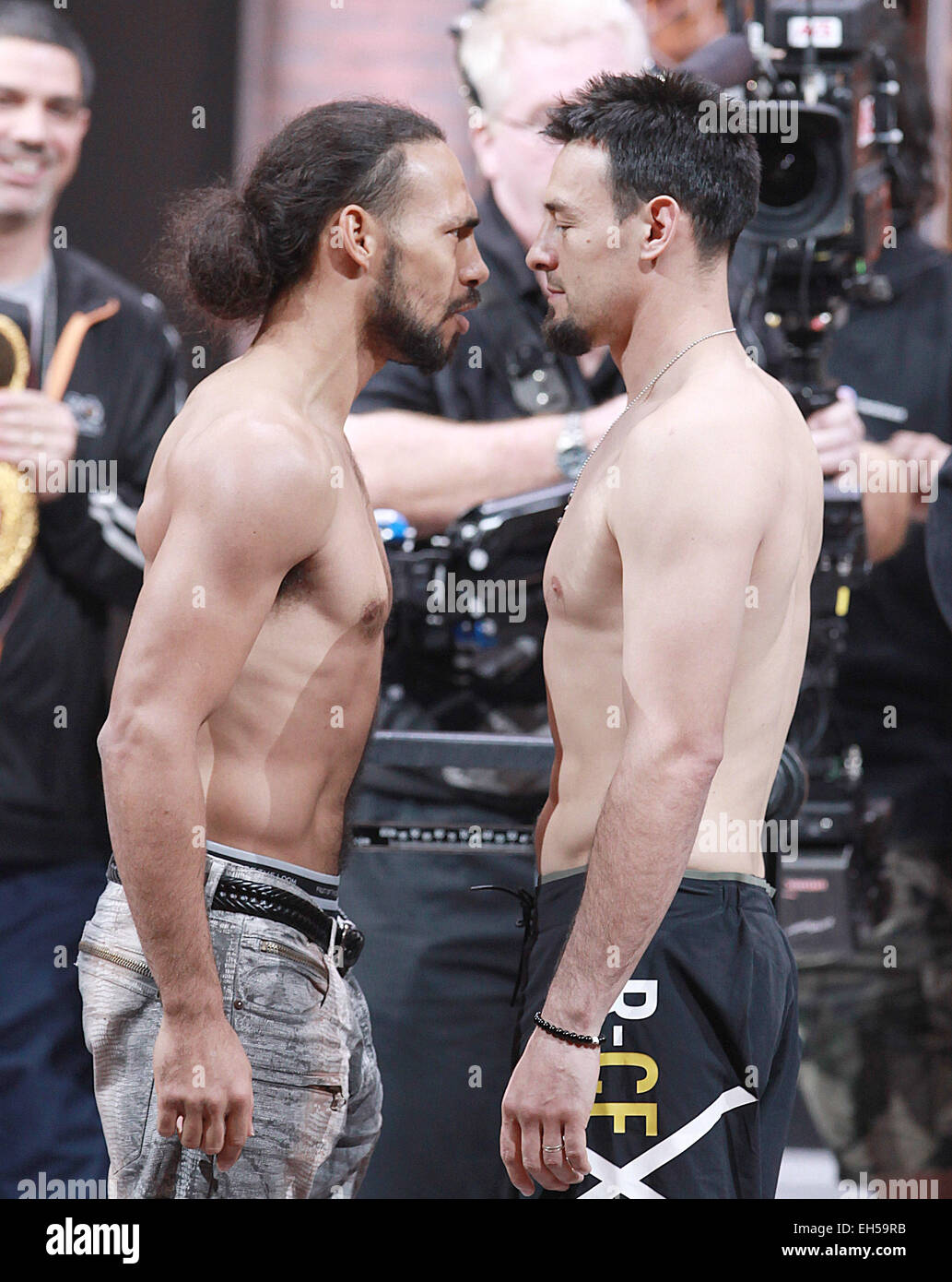 Las Vegas, Nevada, USA. 6th Mar, 2015. Boxers Keith Thurman and Robert ...
