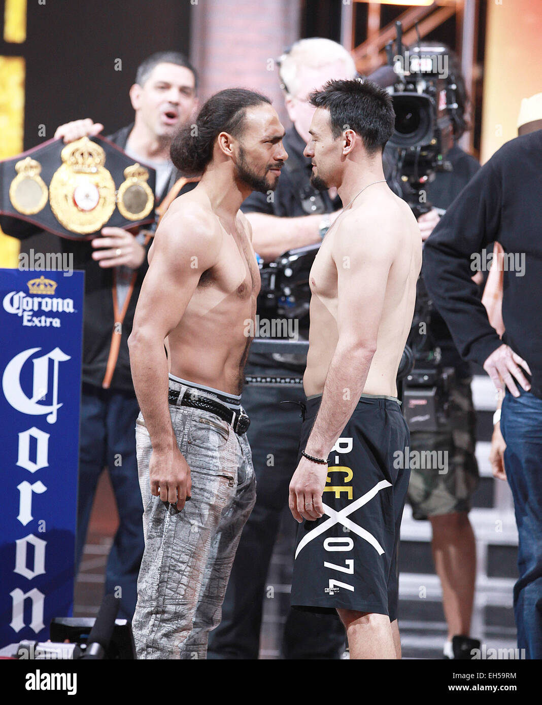 Las Vegas, Nevada, USA. 6th Mar, 2015. Boxers Keith Thurman and Robert ...