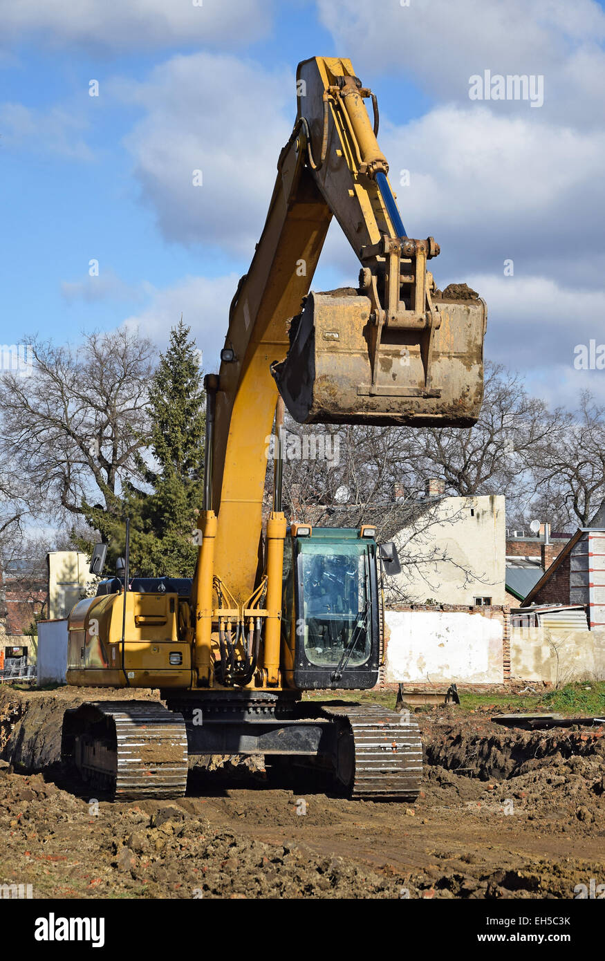 Excavator working construction new hi-res stock photography and images ...