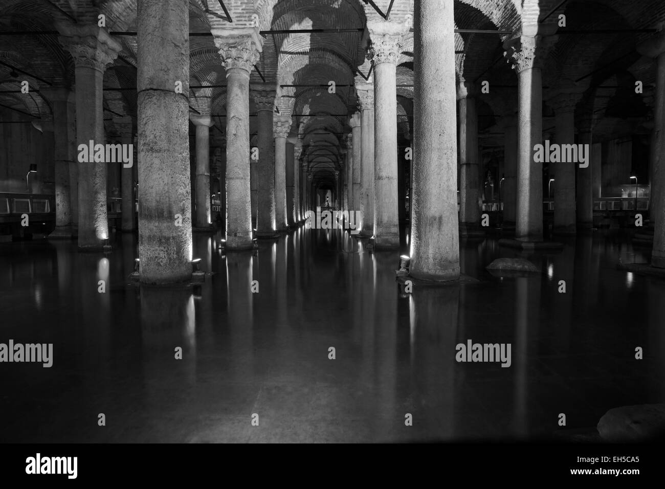 Istanbul, Turkey water Basilica Cistern beautiful underground historic ...