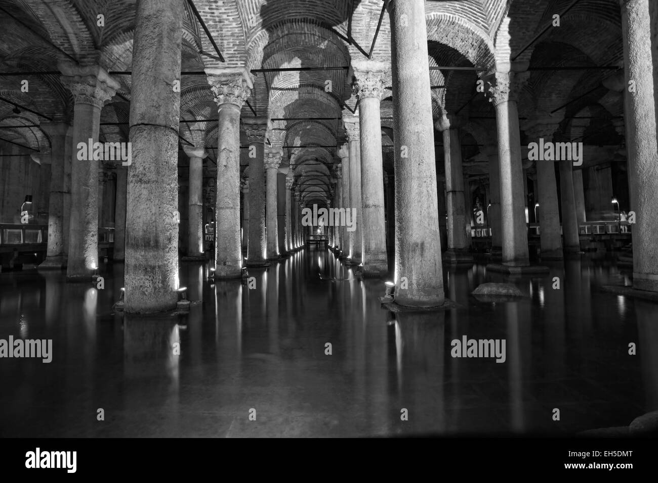 Istanbul, Turkey water Basilica Cistern view BW Stock Photo - Alamy