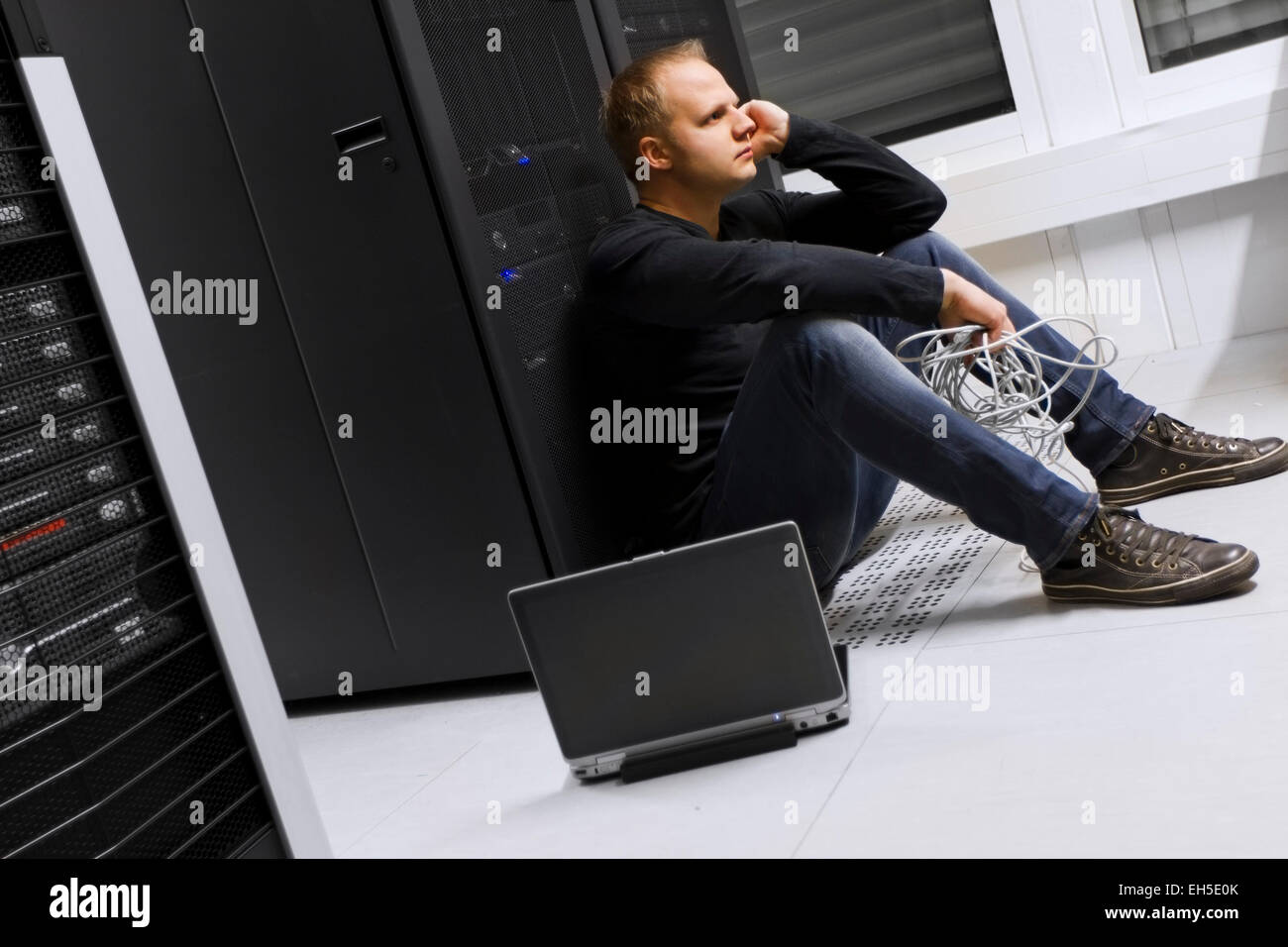 Frustrated and exhausted it engineer / consultant in a data center ...