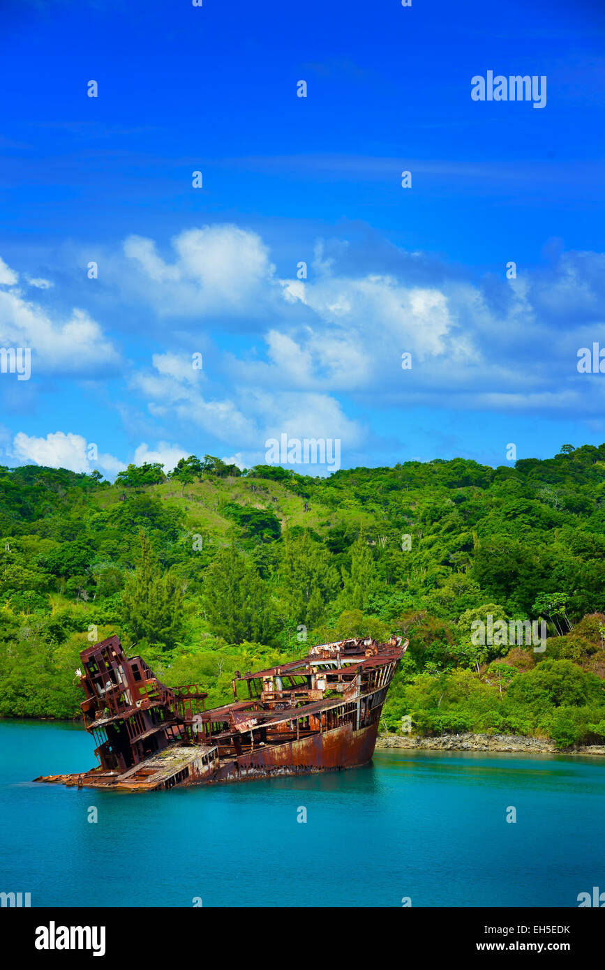 Rusty shipwreck zakynthos island hi-res stock photography and images ...