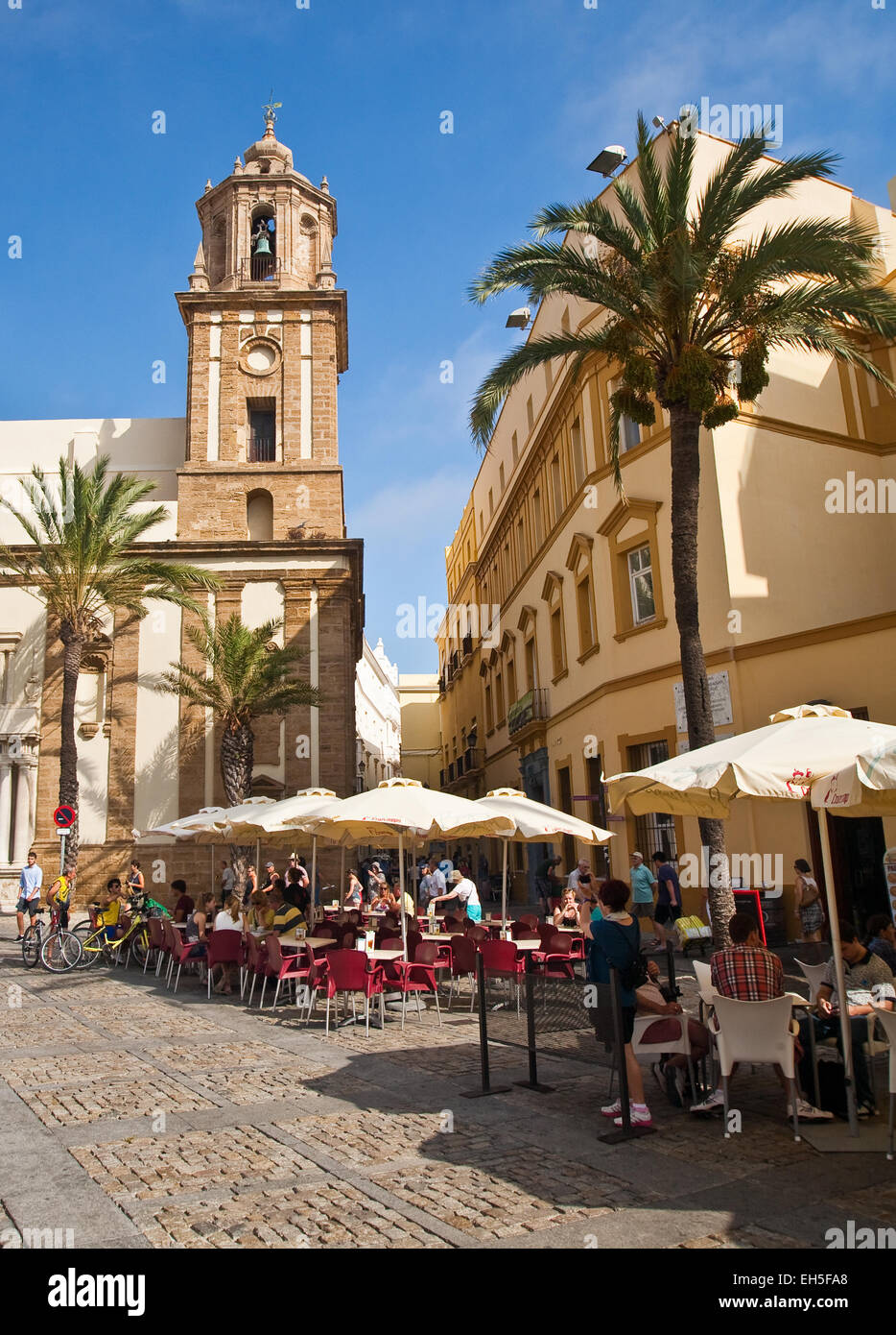 Cathedral square, Cadiz Stock Photo - Alamy