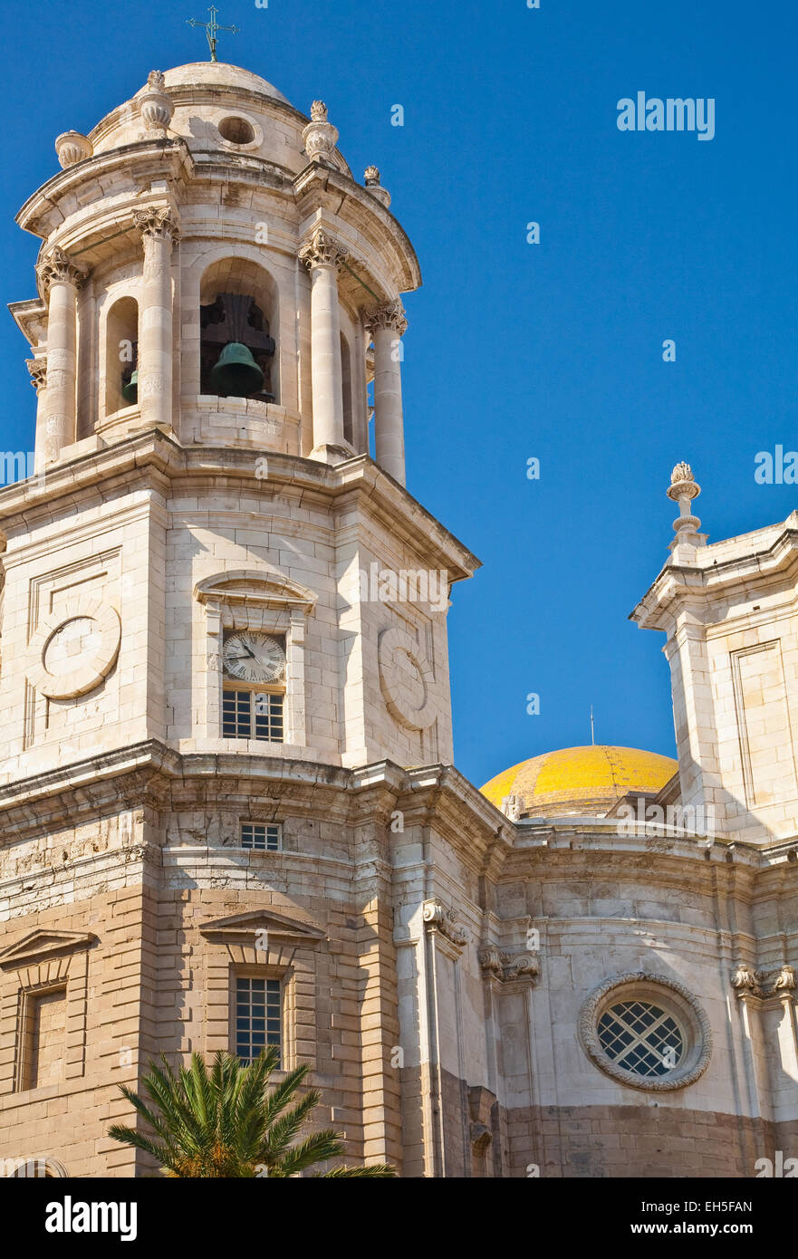 Church cadiz hi-res stock photography and images - Alamy