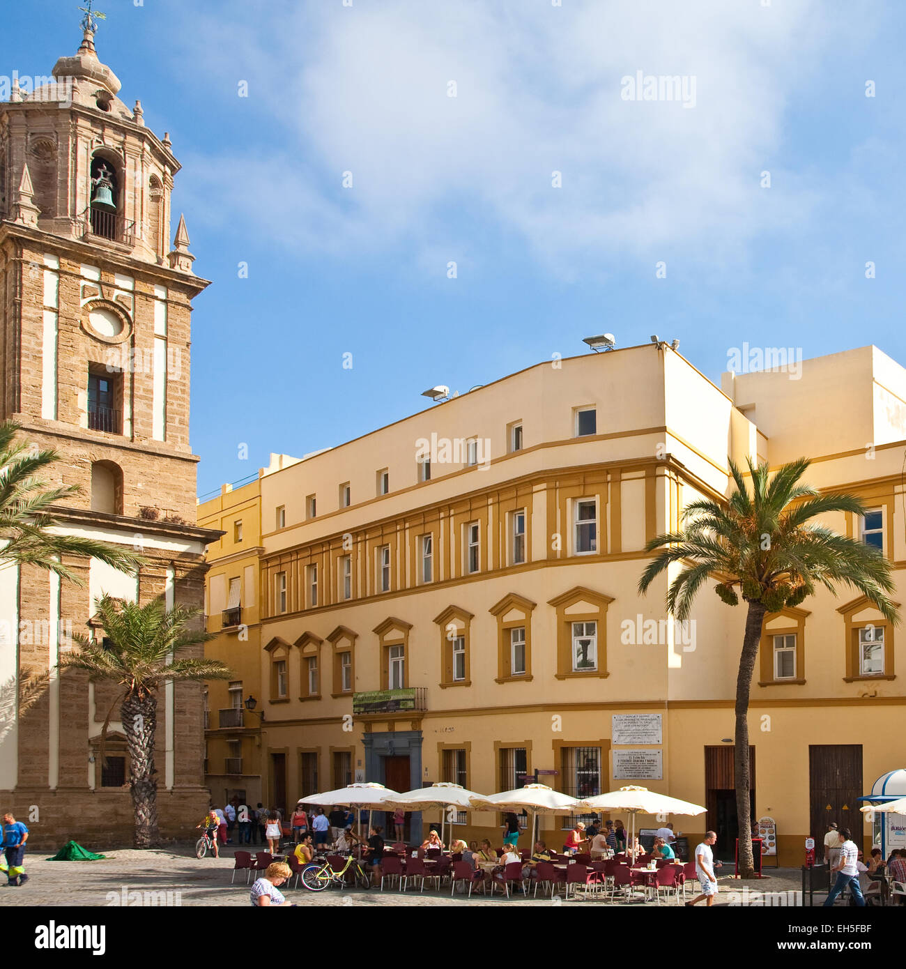 Cathedral square, Cadiz Stock Photo - Alamy