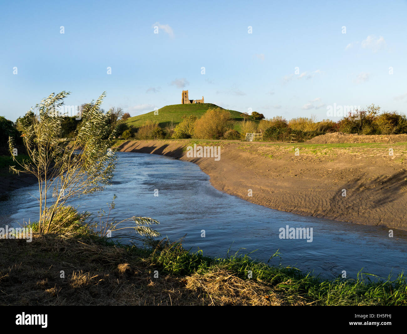 Burrow Mump, at the confluence of the Rivers Tone and Parrett, Somerset ...