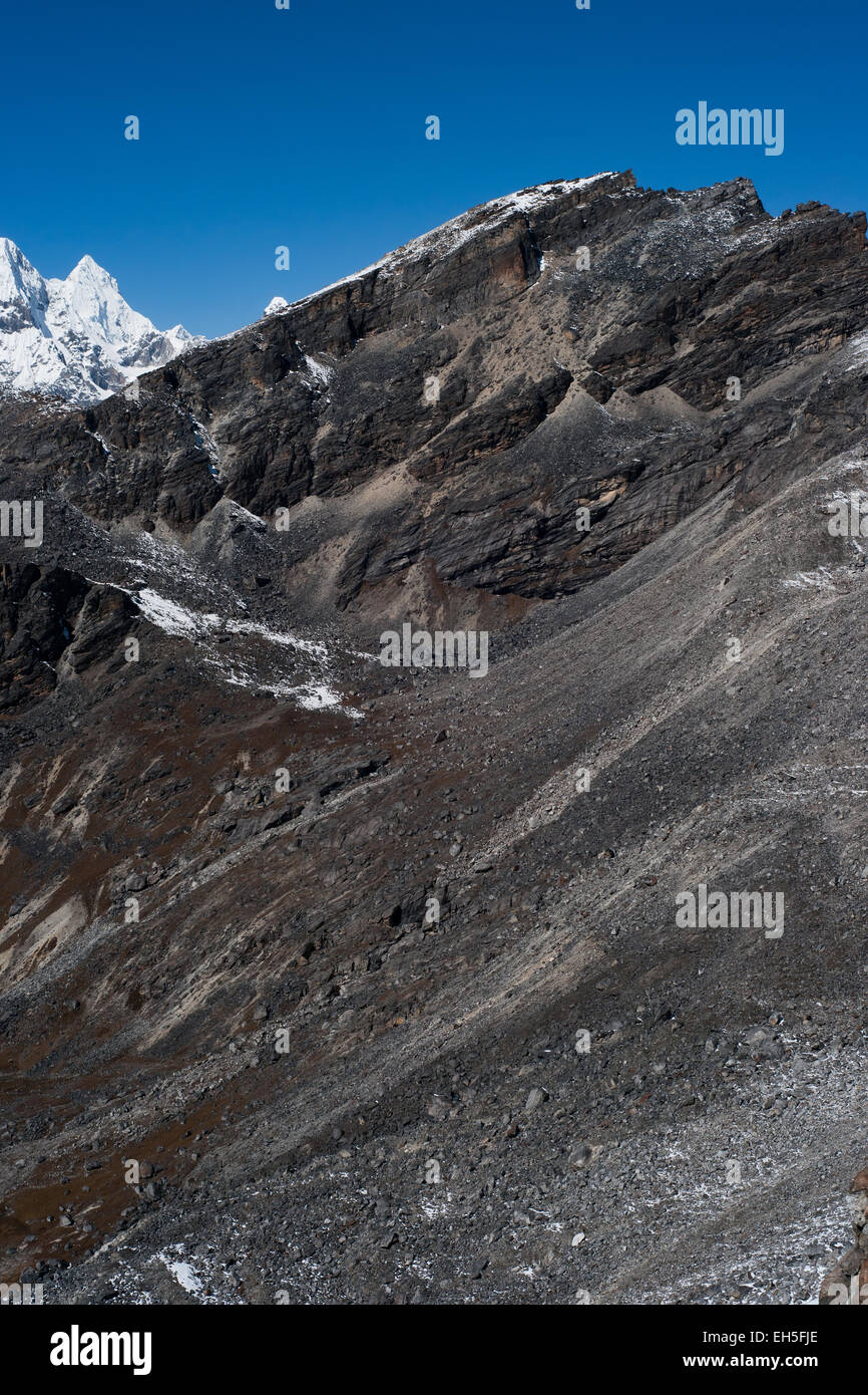 Mountain ridge view from Renjo pass in Himalayas. Trekking in Nepal ...