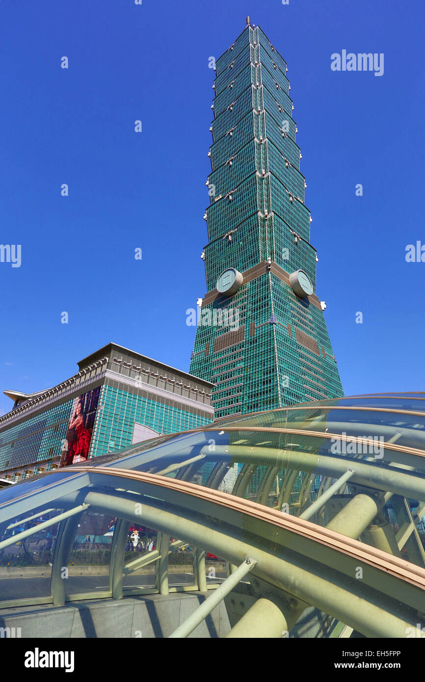 The Taipei 101 skyscraper tower, Taipei, Taiwan Stock Photo - Alamy