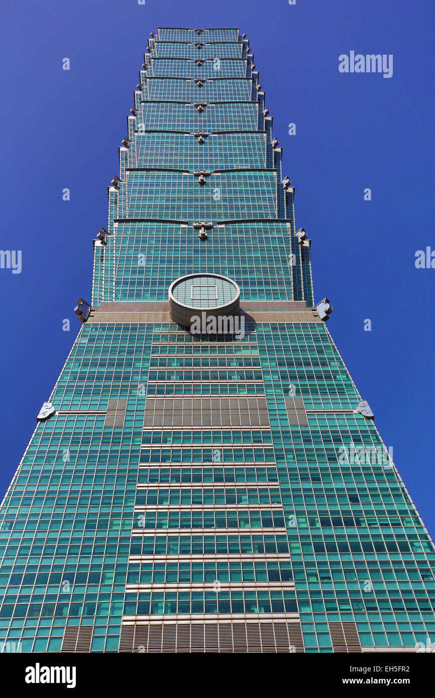 The Taipei 101 skyscraper tower, Taipei, Taiwan Stock Photo - Alamy