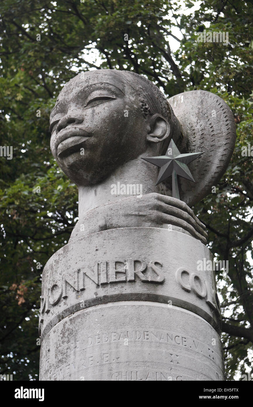 The Congo Pioneers Colonial Monument (Monument aux Pionniers Coloniaux ...