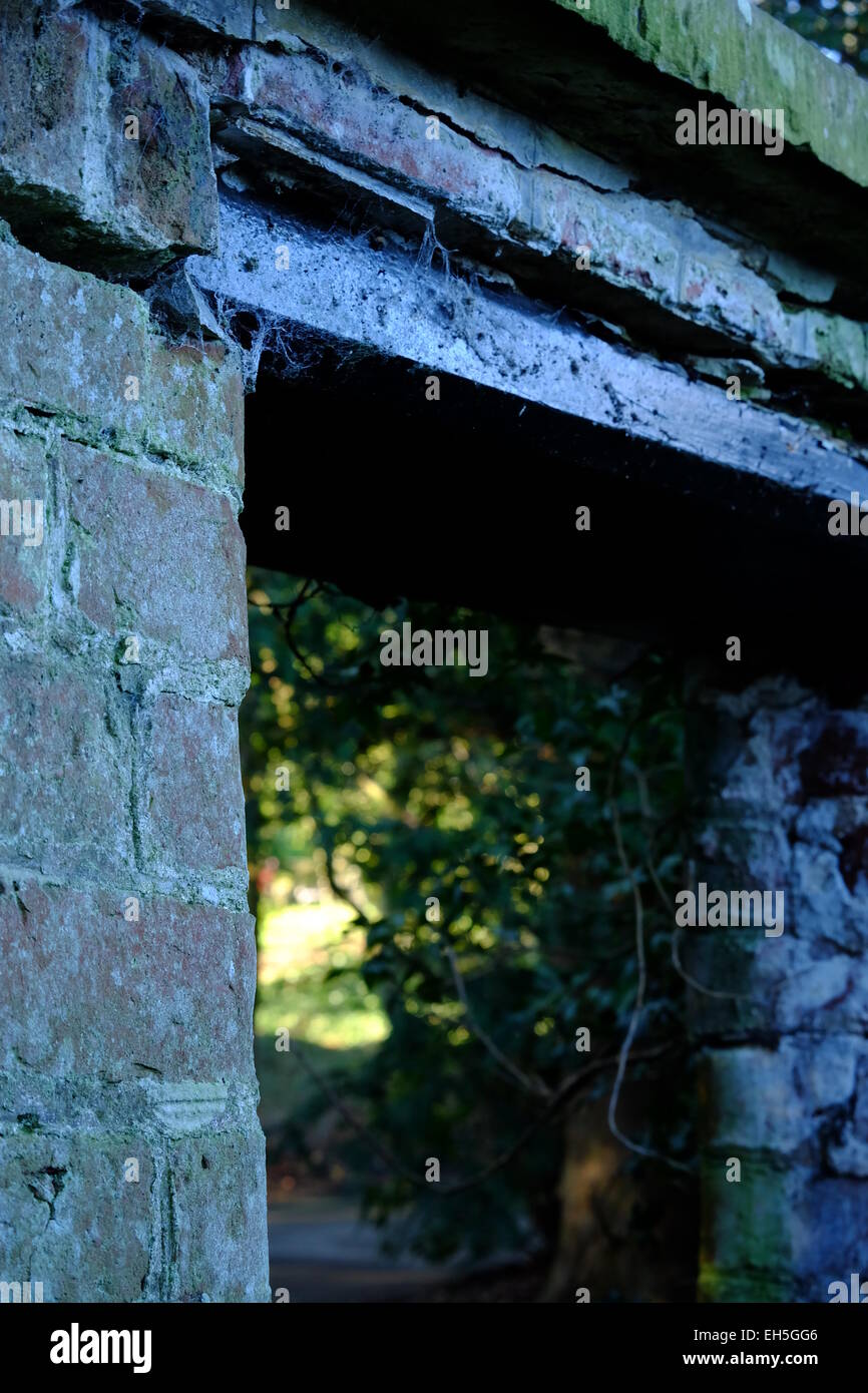 Ruin door frame Stock Photo - Alamy