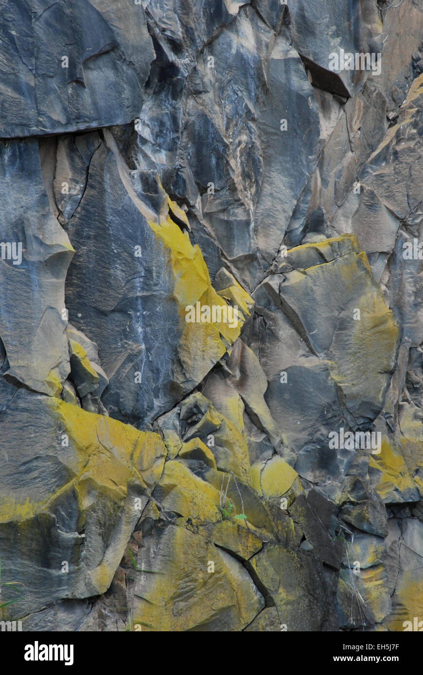 Cut rock texture hi-res stock photography and images - Alamy