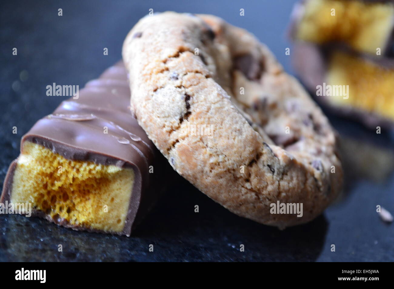 Image of chocolate biscuits hi-res stock photography and images - Alamy