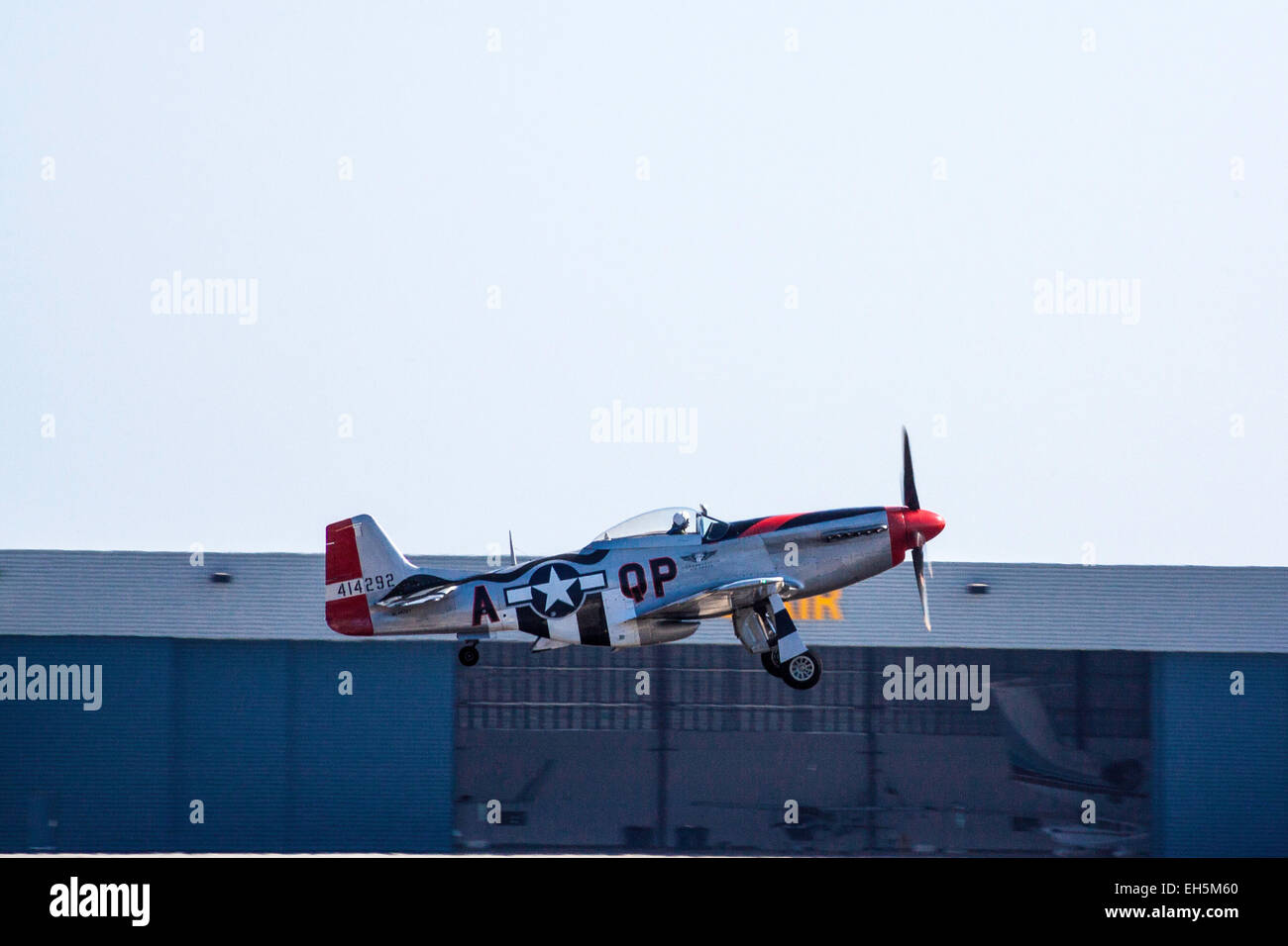 North american p 51 mustang hi-res stock photography and images - Alamy