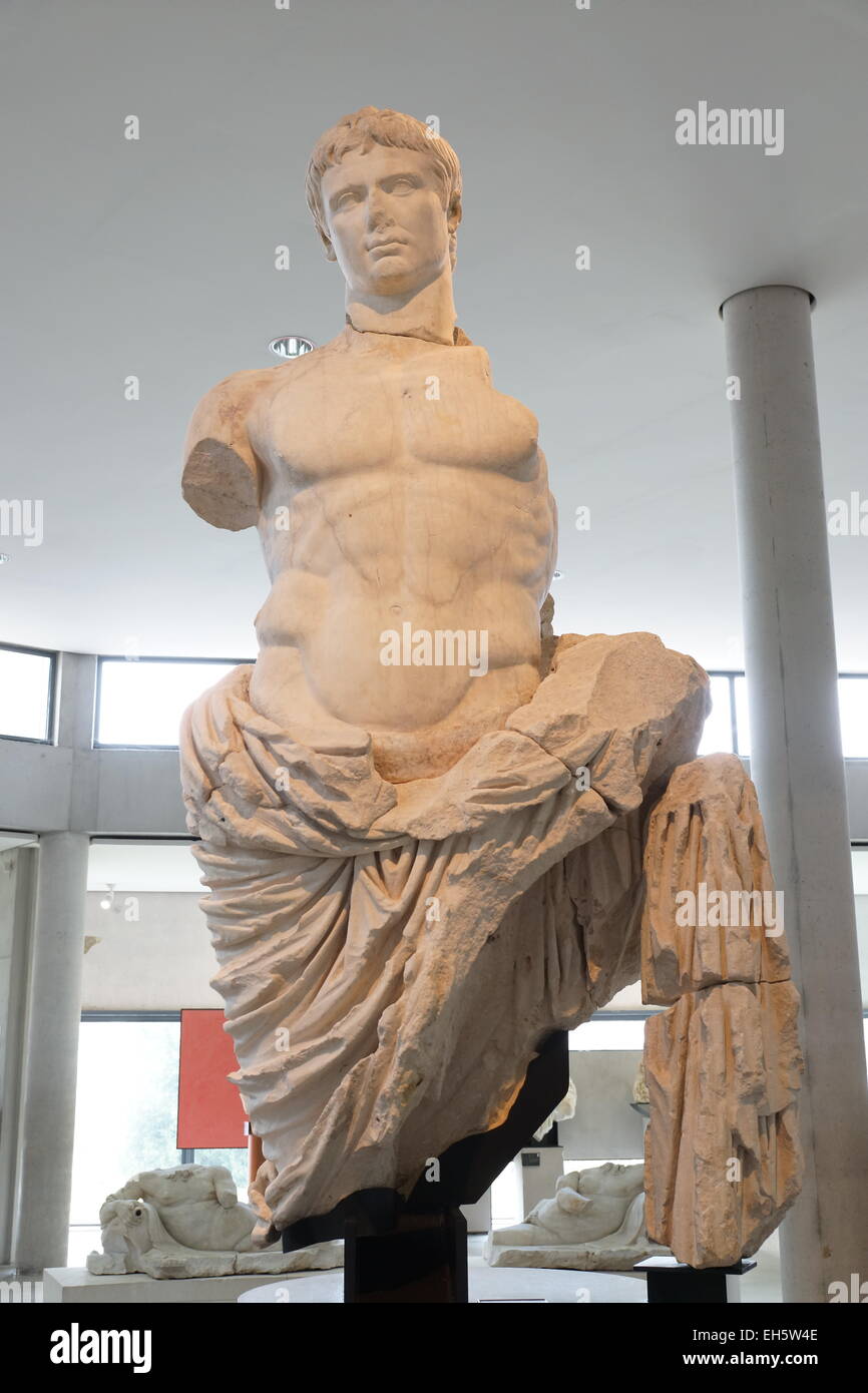 status; rome; Roman; antique; history; archeology; Old, old, granite ...