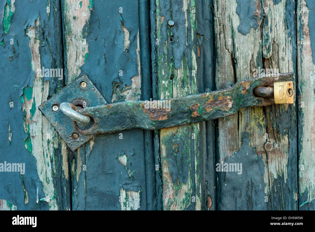 Old access door hi-res stock photography and images - Alamy