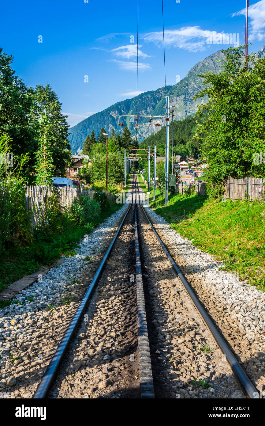 Railway tracks in a rural scene Stock Photo - Alamy