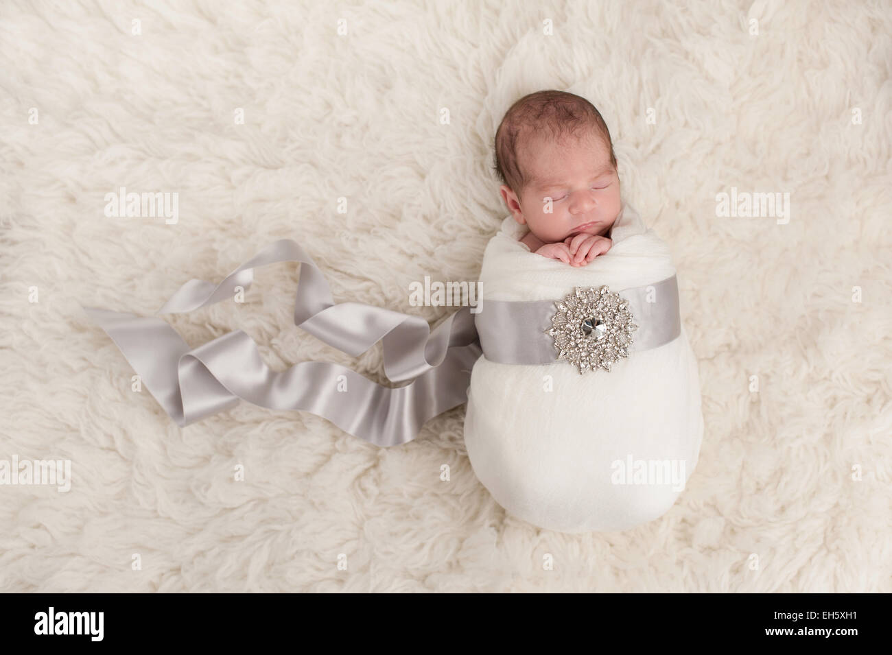 Wrapped ribbon hi-res stock photography and images - Alamy
