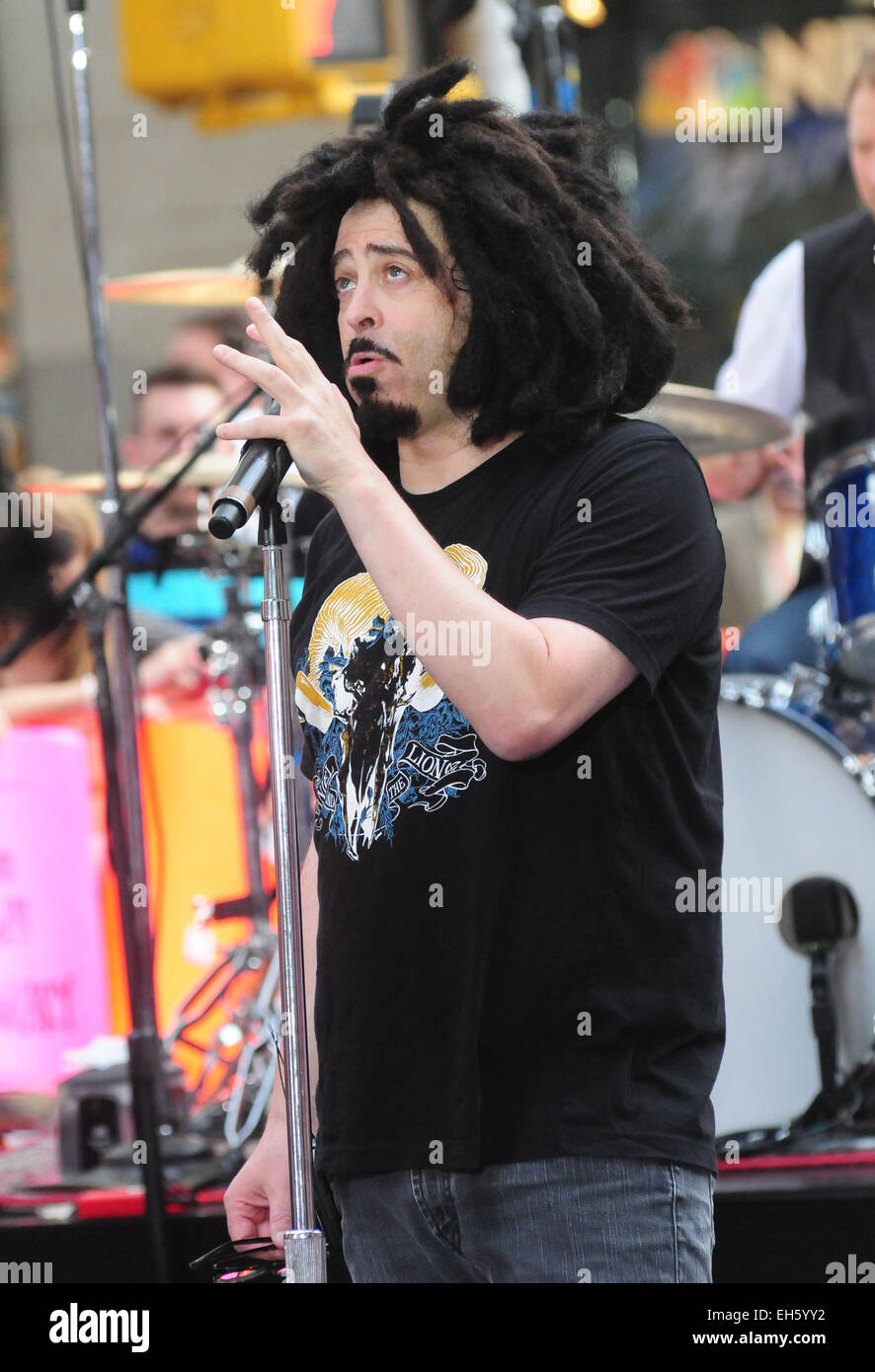 Counting crows sing hi-res stock photography and images - Alamy
