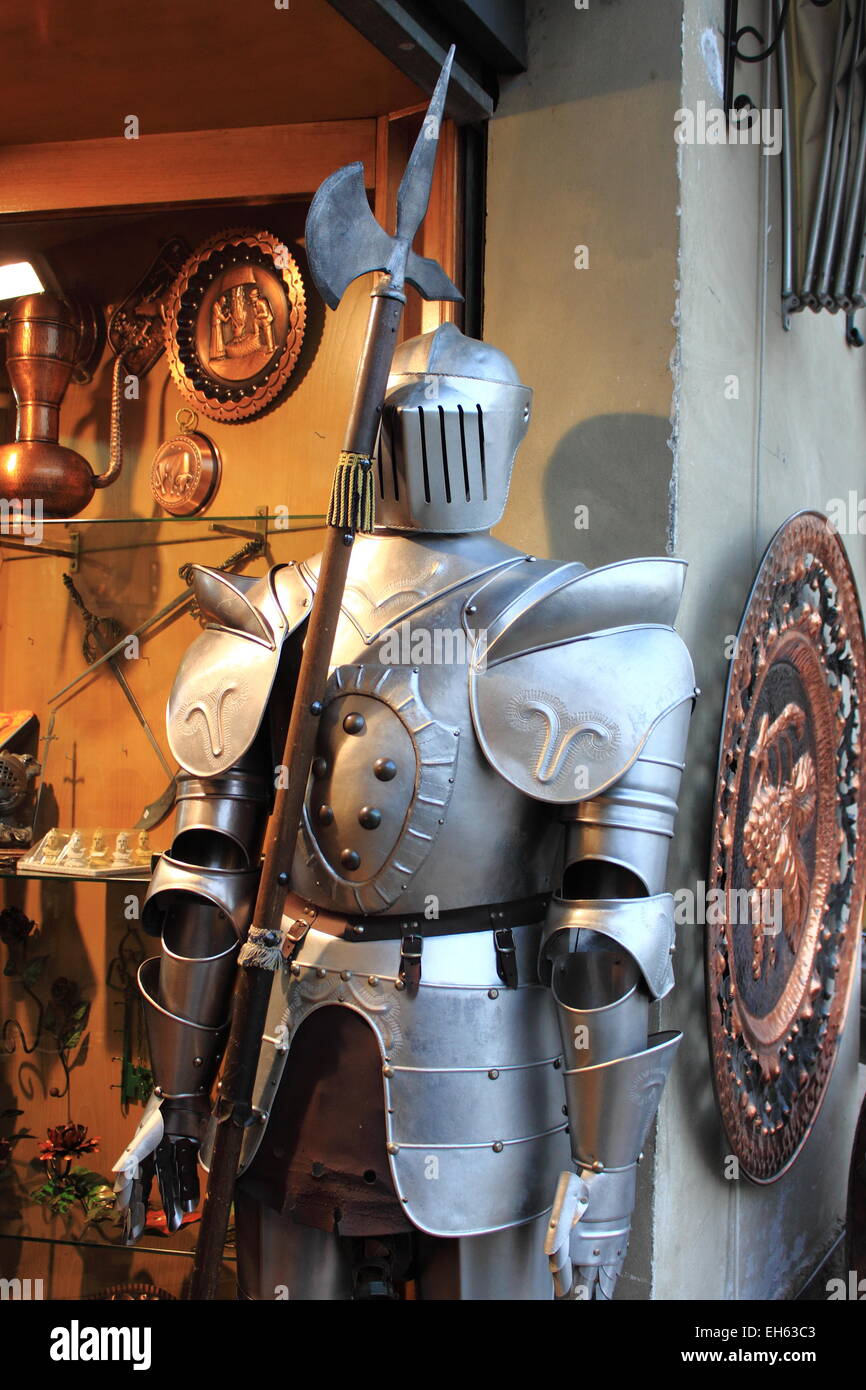 Medieval armor hi-res stock photography and images - Alamy