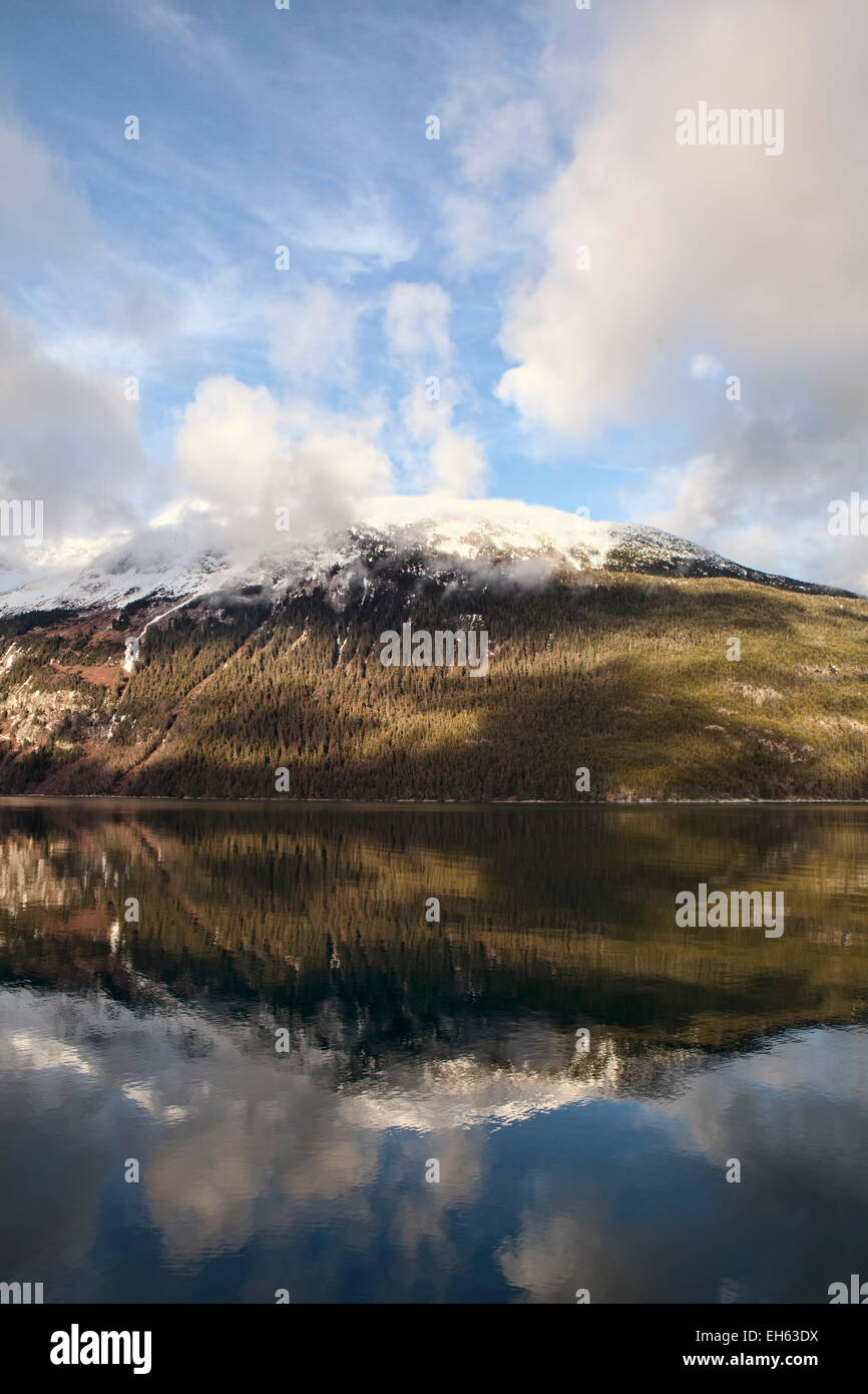 Lutak inlet hi-res stock photography and images - Alamy