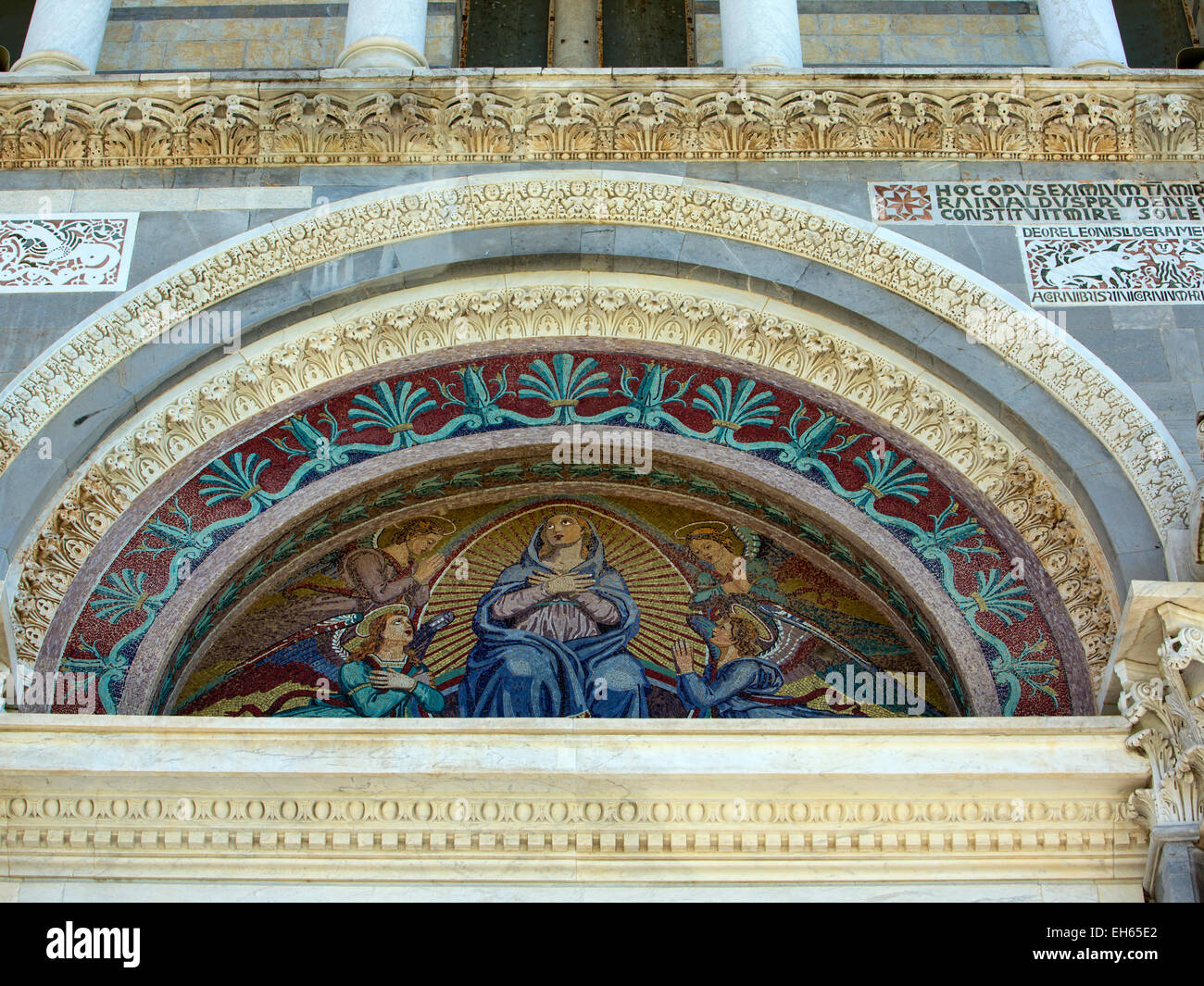 Tile lapse hi-res stock photography and images - Alamy