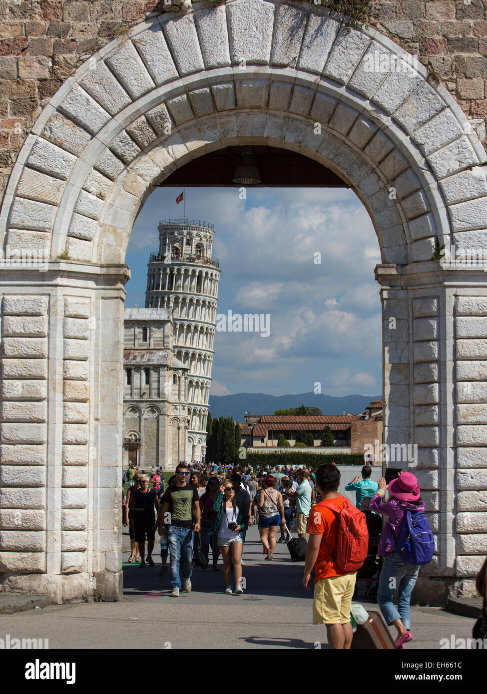Pisa Italy leaning tower through pedestrian arch Stock Photo - Alamy