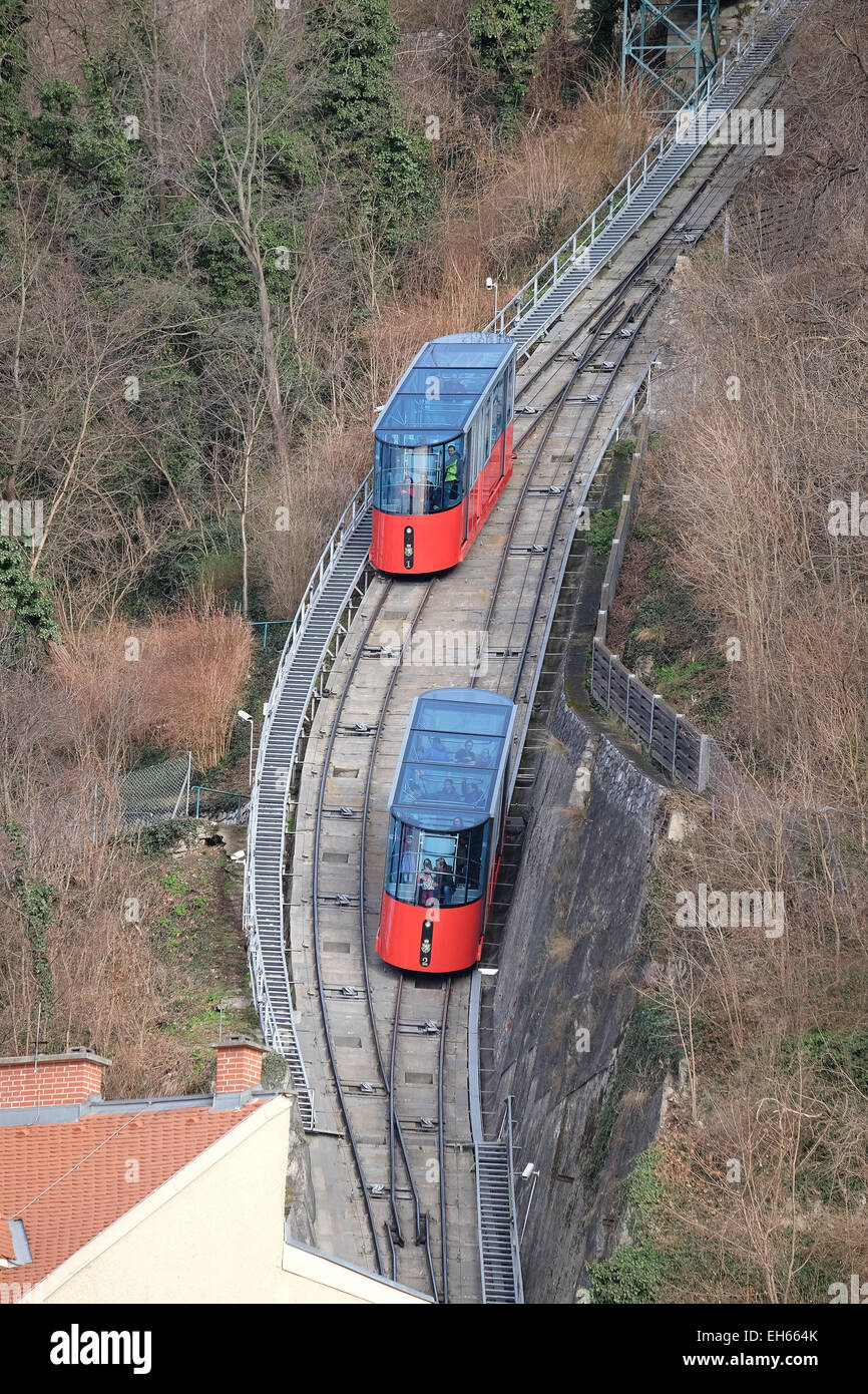 Modern funicular climbing to Schlossberg and Graz city panoramic view ...