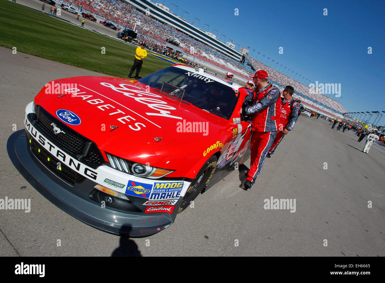 Las Vegas, NV, USA. 7th Mar, 2015. The NASCAR Xfinity Series teams take ...