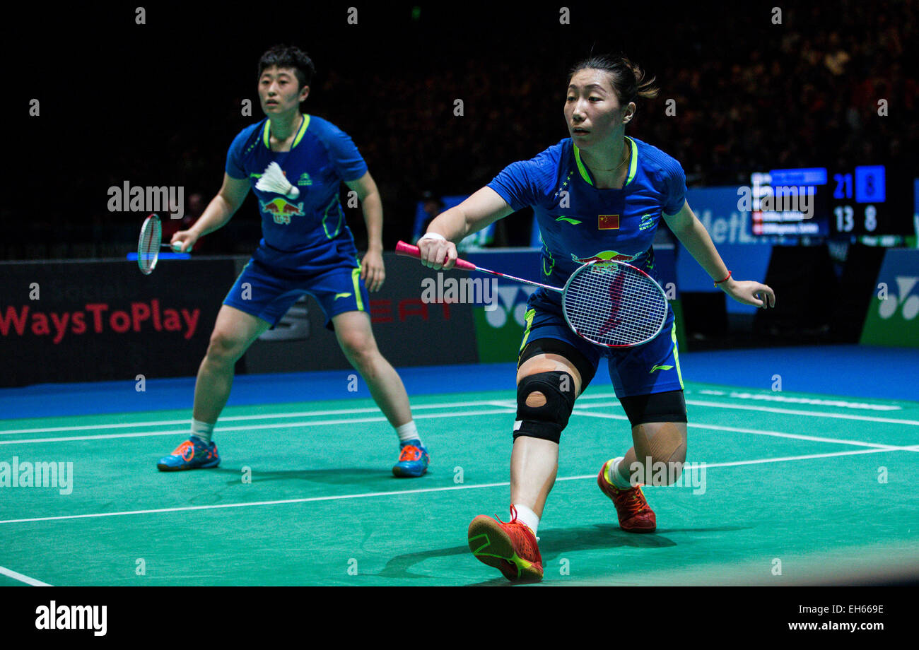 Birmingham. 7th Mar, 2015. Yu Yang (L) and Wang Xiaoli of China compete ...