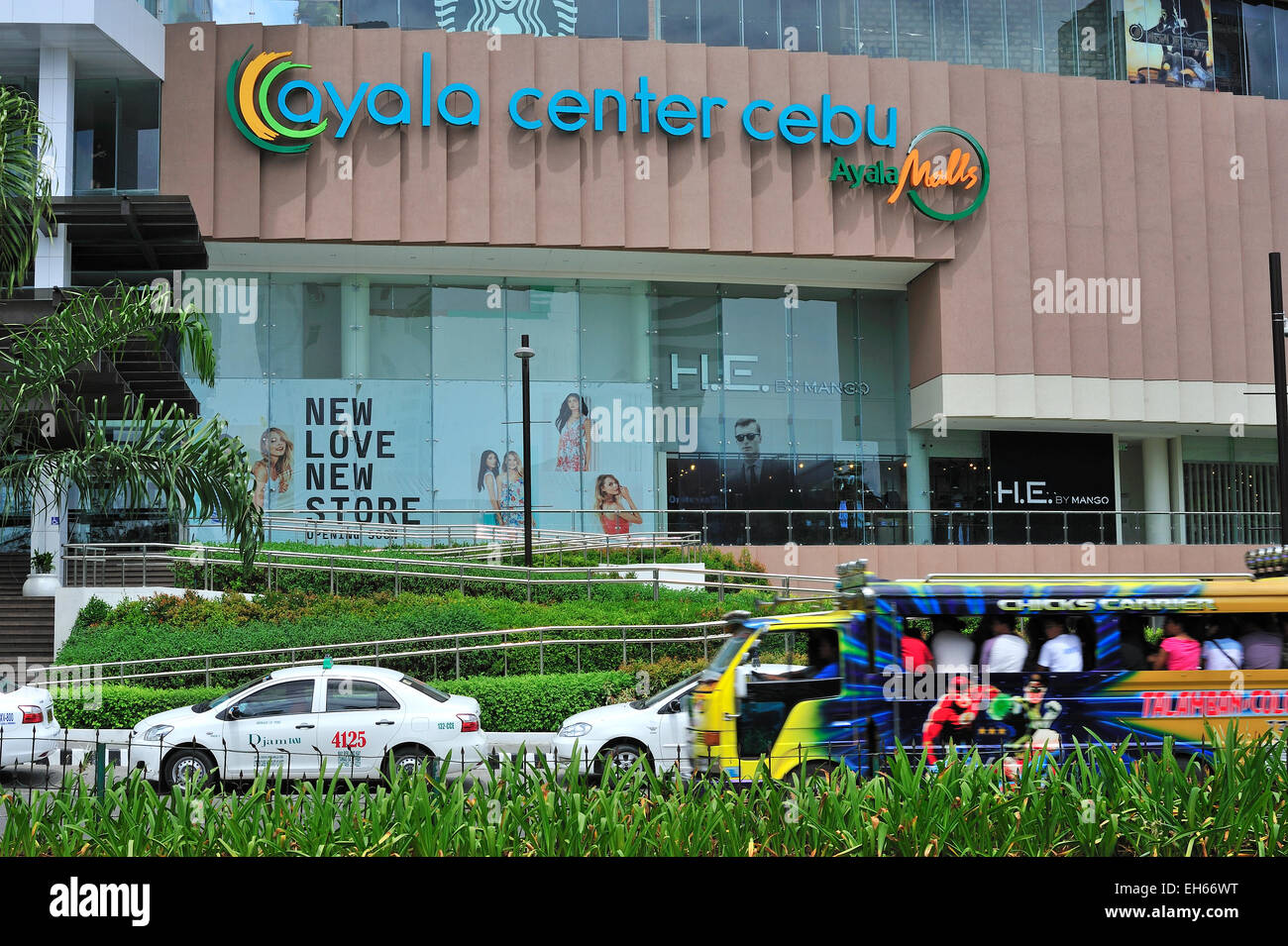 Ayala Center new extension Cebu City Philippines Stock Photo - Alamy