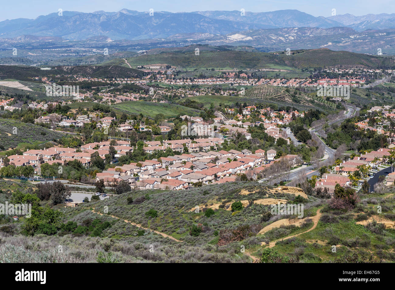 Wood Ranch housing tracts in the Los Angeles area suburb of Sim Valley ...