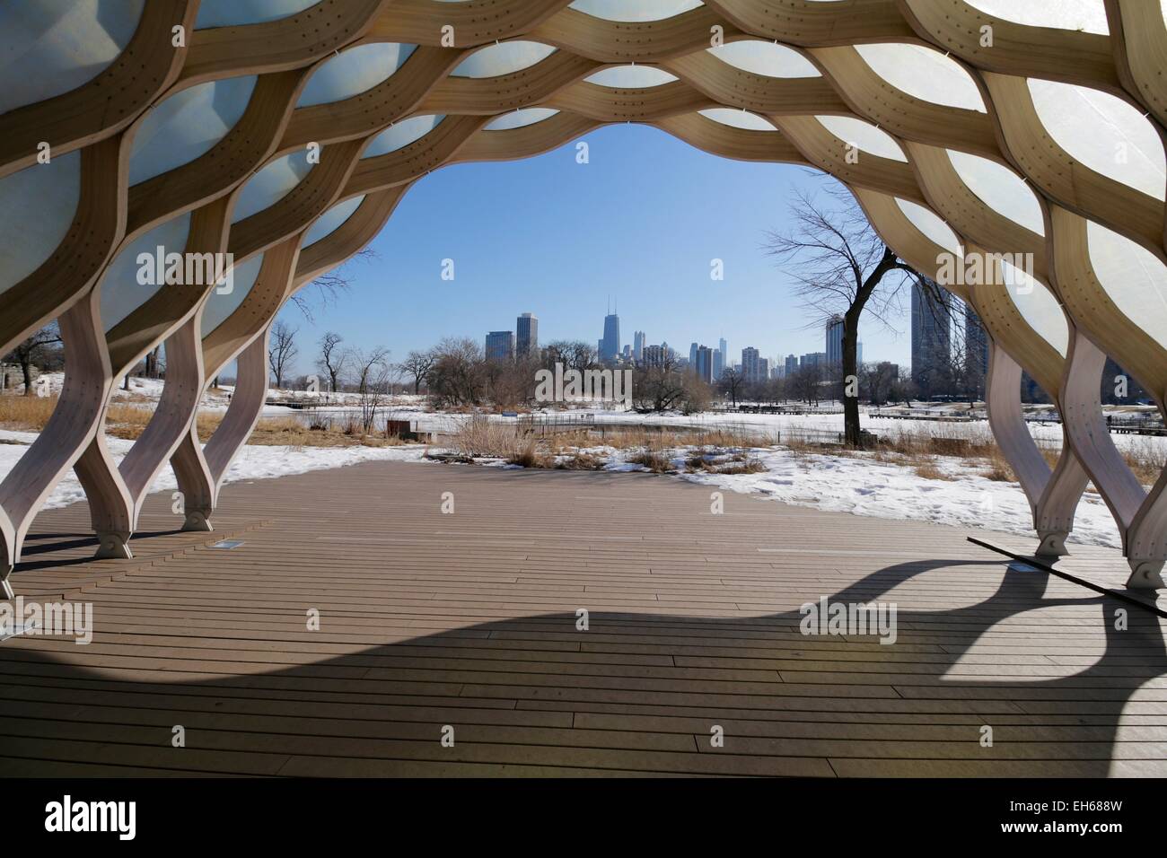 Chicago, USA 7th March 2015. After over a month of frigid temperatures ...