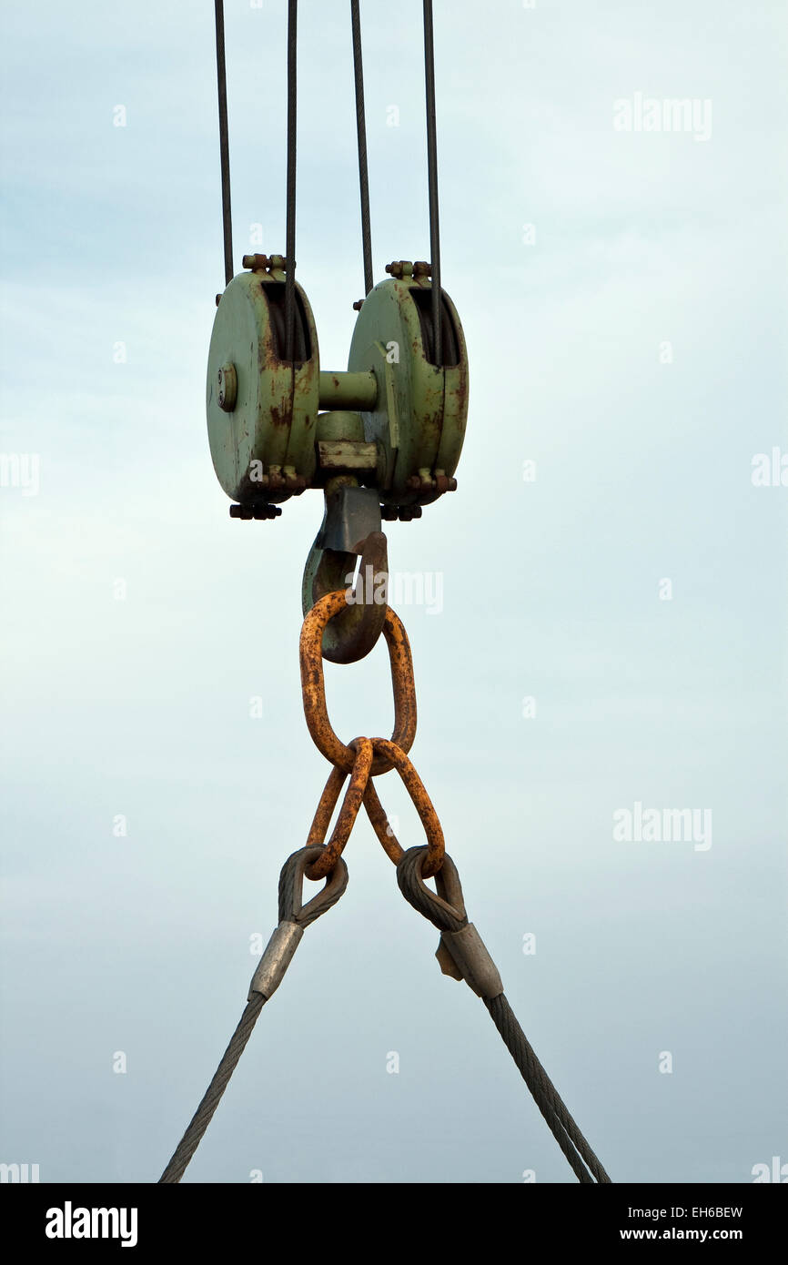 Hook crane hi-res stock photography and images - Alamy