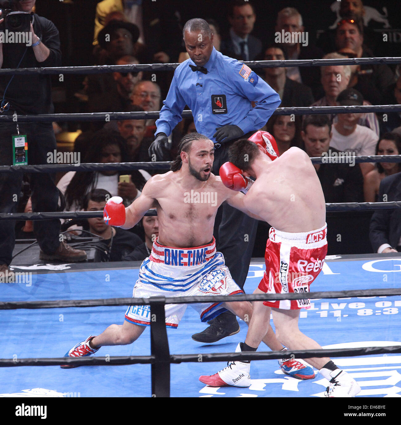 March 8, 2015 - Las Vegas, Nevada, United States - Boxers Keith Thurman ...